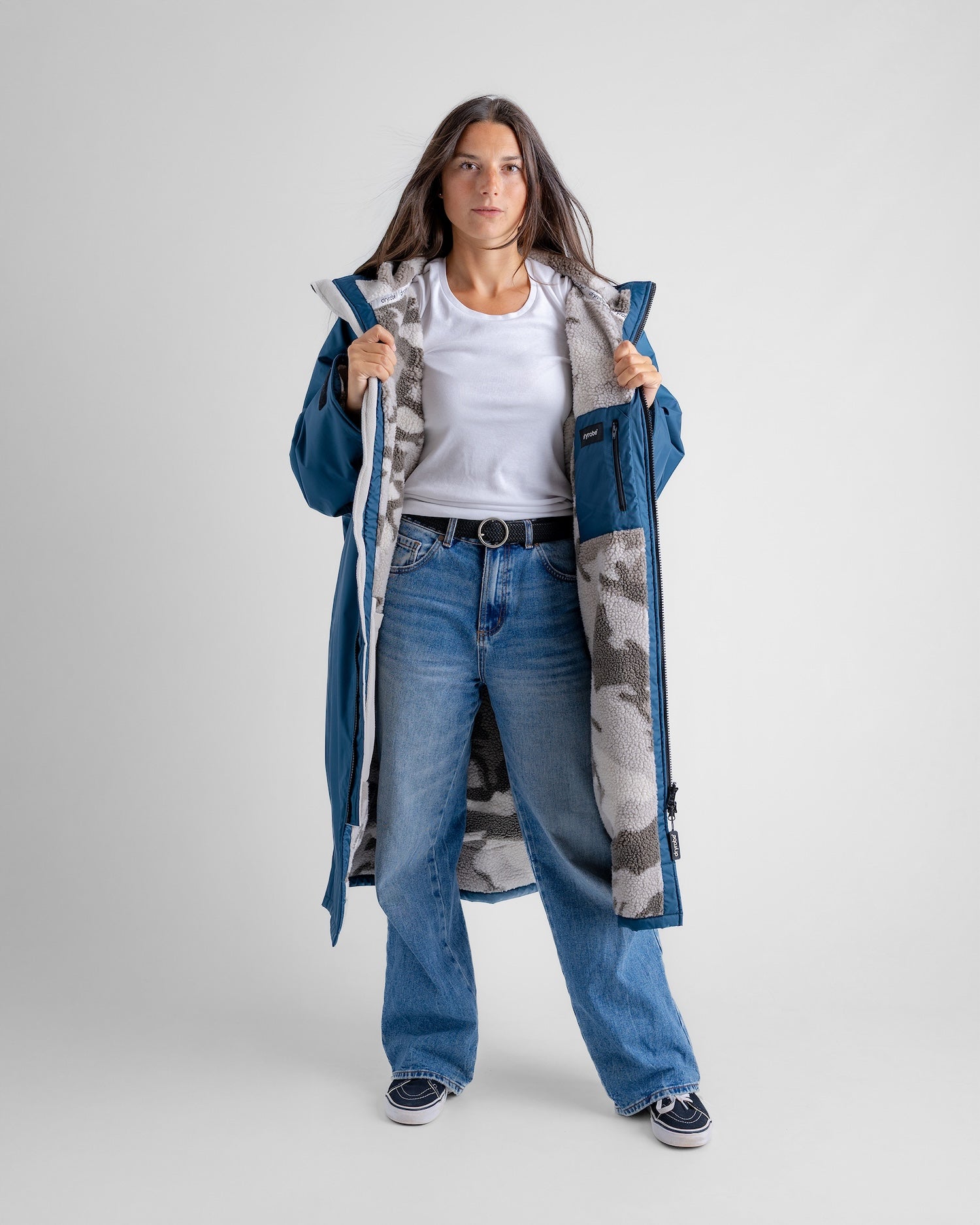 Deep Sea Blue Sand Camo Long Sleeve Advance Changing Robe | Dryrobe ...