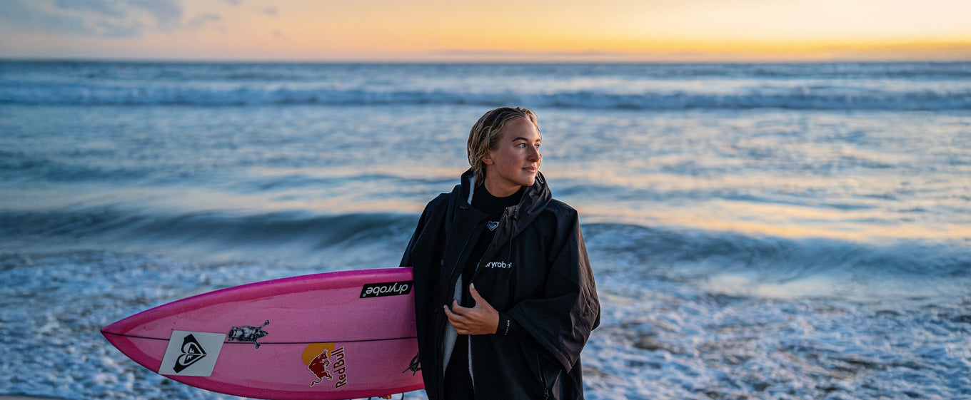 Surf Changing Robes & Gear | Dryrobe® Official Surf Collection ...