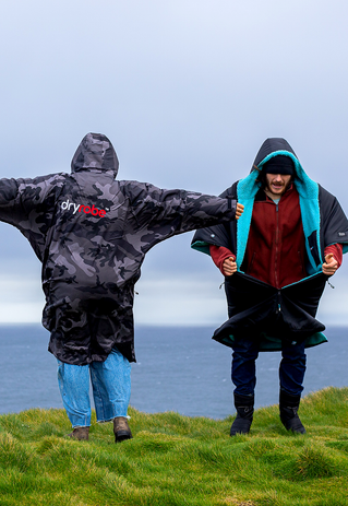dryrobe USA - the World's most versatile change poncho