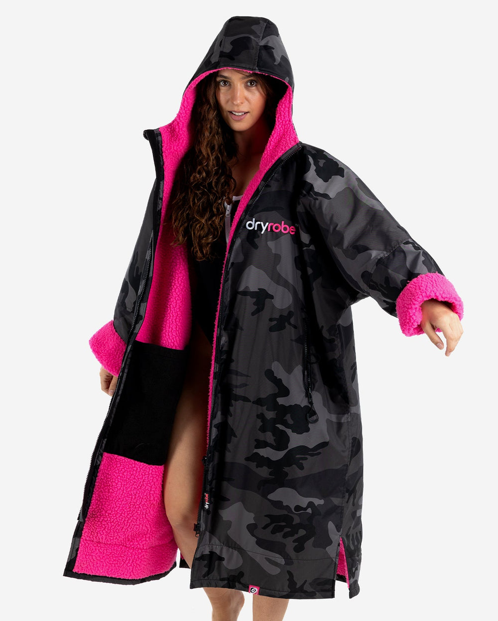 Black Camo Pink Long Sleeve Adult Changing Robe | Dryrobe® – Dryrobe® USA