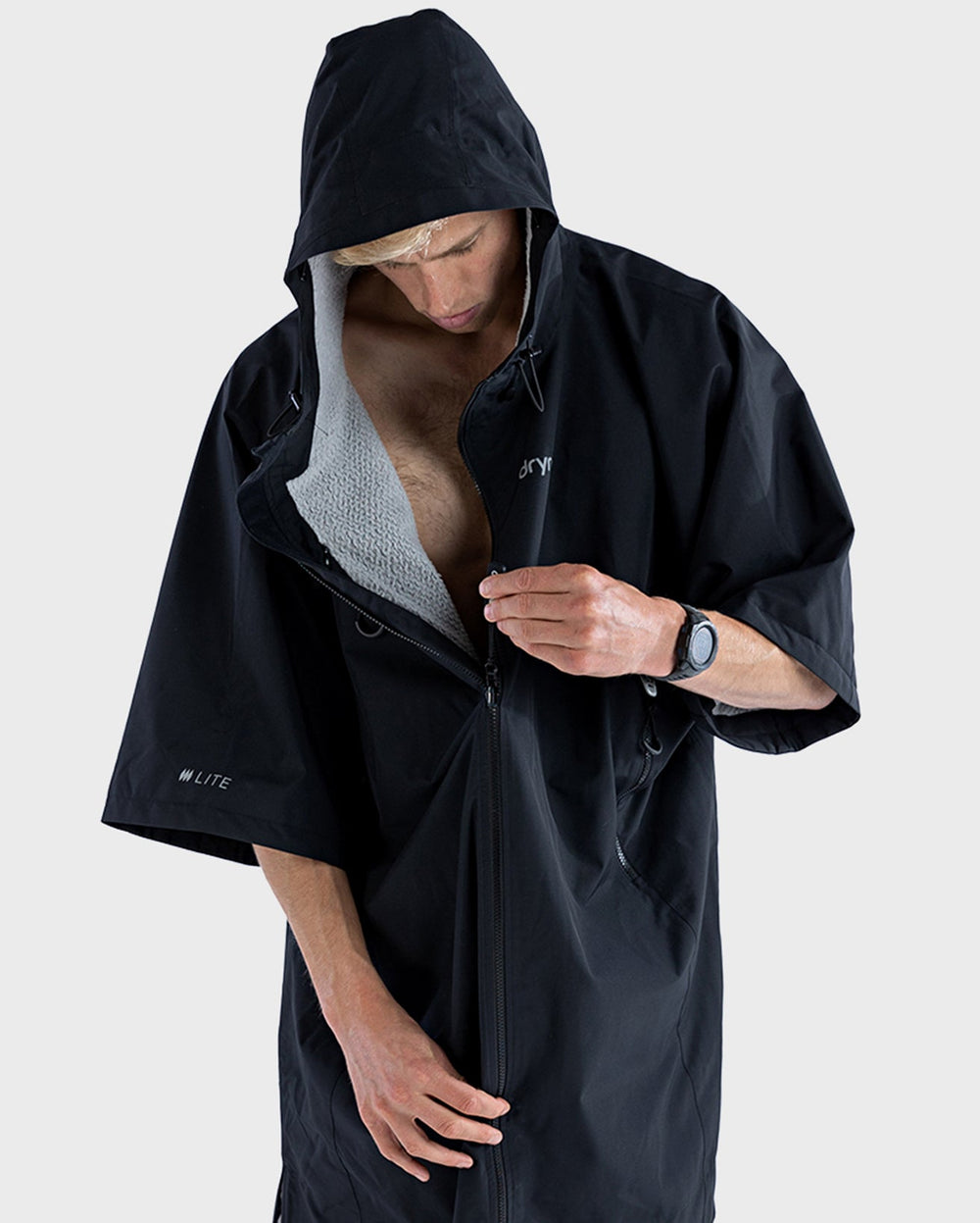 Black Lite Changing Robe | Dryrobe® – dryrobe USA