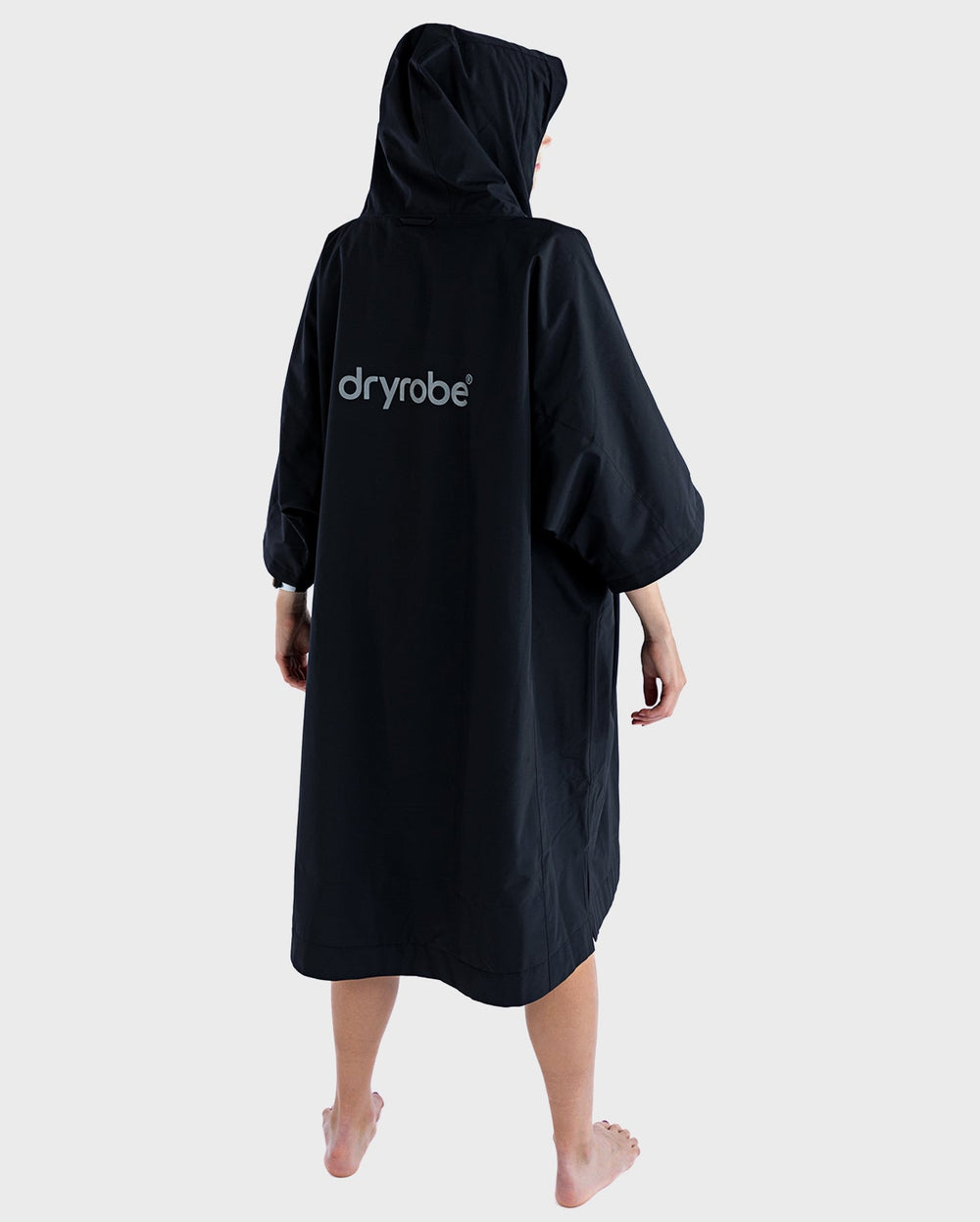 Black Lite Changing Robe | Dryrobe® – dryrobe USA